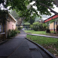 Erina High School - High School in Erina