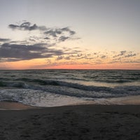 Via Miramar Beach - Beach in Moorings