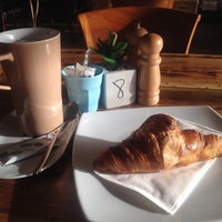 Between 2 Buns - Sandwich Place