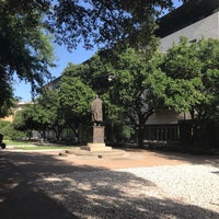 Dr. Martin Luther King Jr. Statue at The University Of Texas At Austin ...