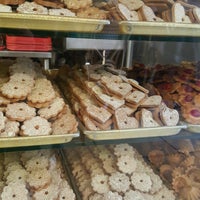 Cafe Riviera - Café in Greenpoint