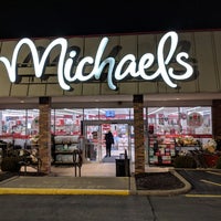 Michaels - 5796 S Lindbergh Blvd