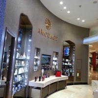 Amouage - Cosmetics Store in Dubai