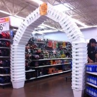 Walmart Supercenter - 1521 N Cockrell Hill Rd