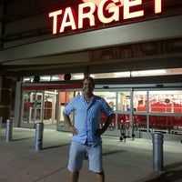 Target - Mid-Town North Hollywood - 11051 Victory Blvd