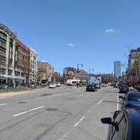 Kenmore Square - Kenmore - 22 tips