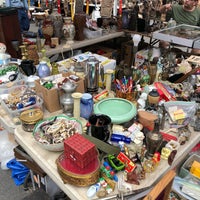 Chelsea Antiques Flea Market - NoMad - 11 tips from 694 visitors