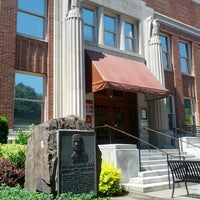 Clackamas County Courthouse - 807 Main St