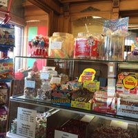 Oaks Candy Corner - Candy Store