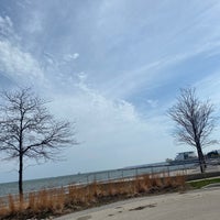 Milwaukee Lakefront - Waterfront in Lake Park