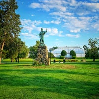 Duke Farms: The Farm Barn - Farm