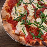 Hello Pizza - Edina, MN