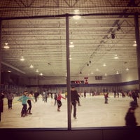 Leafs Ice Centre - Hockey Arena in West Dundee