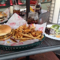 Cheeburger Cheeburger - 28 tips