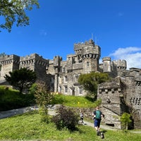 Wray Castle - Castle