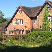 Gatwick Manor - Pub in Crawley