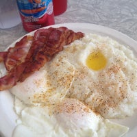 Little Red Hen - American Restaurant in Altadena