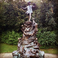 Peter Pan Statue - Outdoor Sculpture in London