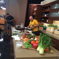 ABC15 Arizona (KNXV-TV) - Phoenix Gateway - 515 N 44th St