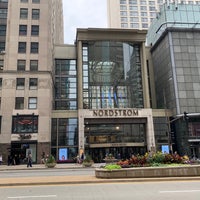 The Shops At North Bridge - Shopping Mall in Chicago