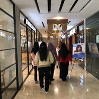 Menteng Huis - Shopping Mall in Jakarta Pusat