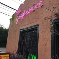 The Grapevine Bar - Dive Bar