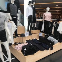 GAP - Clothing Store in Mid-City West