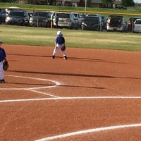 Bentley Softball Complex - 1 tip from 30 visitors