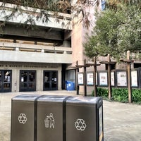 Moffitt Library - University of California-Berkeley - UC Doe Library