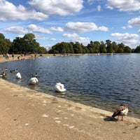 The Round Pond - Lake in London