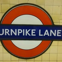 Turnpike Lane London Underground Station - Metro Station in Harringay