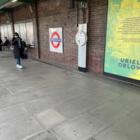 Dagenham East London Underground Station - Metro Station