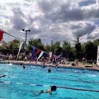 Hampton Outdoor Pool - Pool in Hampton
