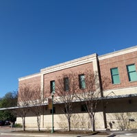 Georgetown Public Library - Library in Downtown Georgetown