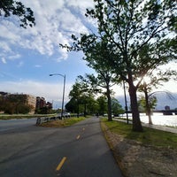 Charles River Bike Path - Hiking Trail in Boston