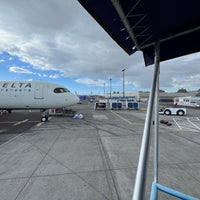 Kona International Airport (KOA) - 73-200 Kupipi St