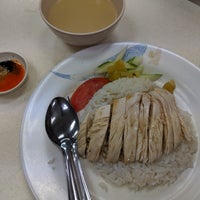 Tiong Bahru Hainanese Chicken Rice & Curry Rice