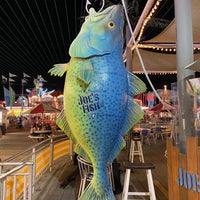 Joe's Fish Co. - 11 tips