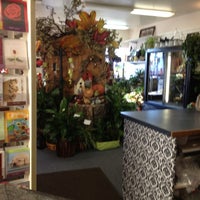 Allan's Flowers & More - Flower Store