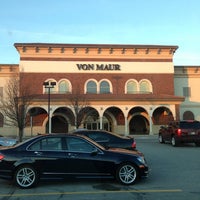 Von Maur - Department Store