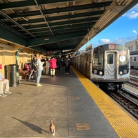 MTA Subway - 4th Ave/9th St (F/G/R) - Metro Station in Gowanus