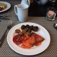 Cookbook Cafe - Mayfair - 12 tips