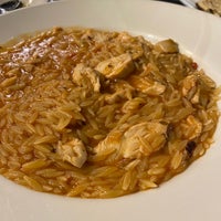 Theo's Metro - Greek Restaurant in Kingston