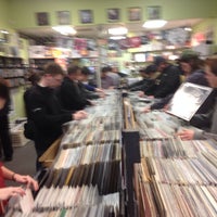 Reckless Records - The Loop - 28 tips from 2287 visitors