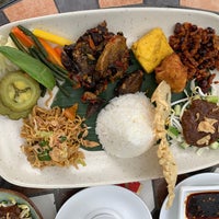 Cocorico Cafe and Resto - Restaurant