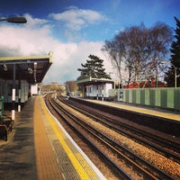 West Harrow London Underground Station - 3 tips