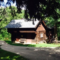 Ten Chimneys Foundation - 4 tips from 149 visitors