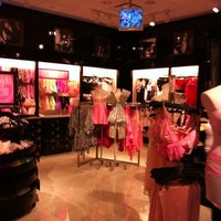 Victoria's Secret - Lingerie Store in Miami
