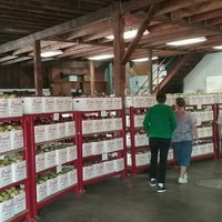 Larsen's Apple Barn - Camino, CA