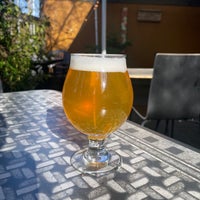 Beveridge Place Pub - West Seattle - 6413 California Ave SW